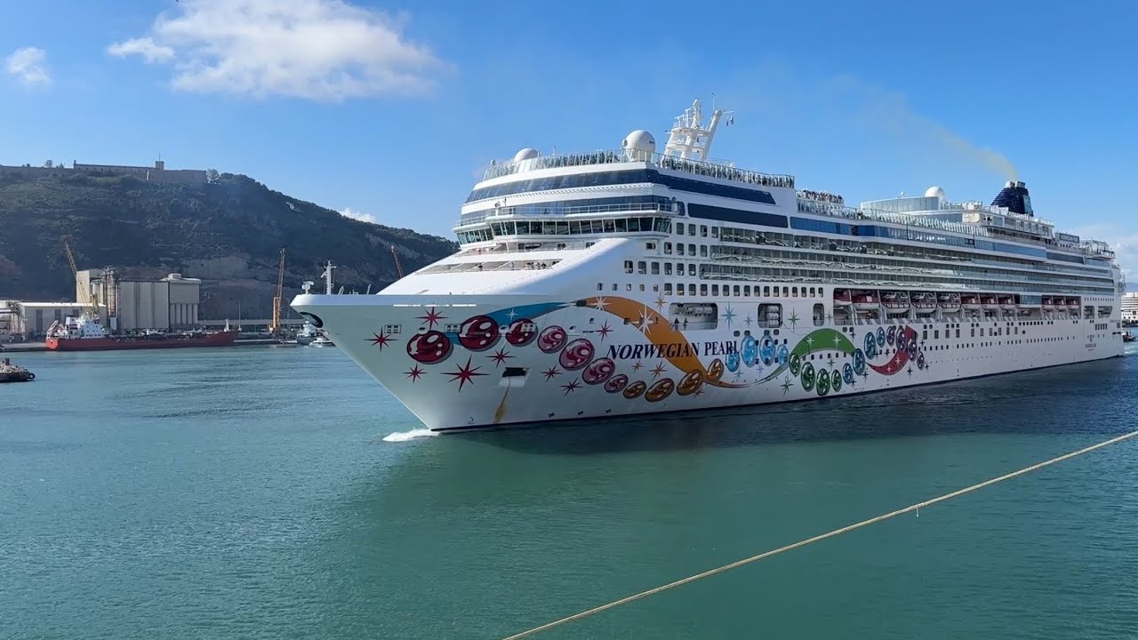 Norwegian Pearl Cruise Ship || NCL Pearl - YouTube