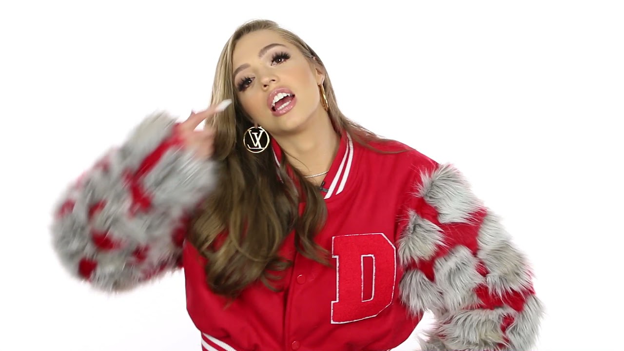 Woah Vicky Reveals Why She Quit Job After 1 Day! Why Her Father Did Not ...