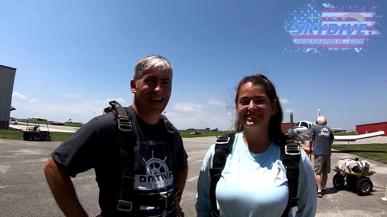 Kaitlin Perry's Tandem skydive! - YouTube