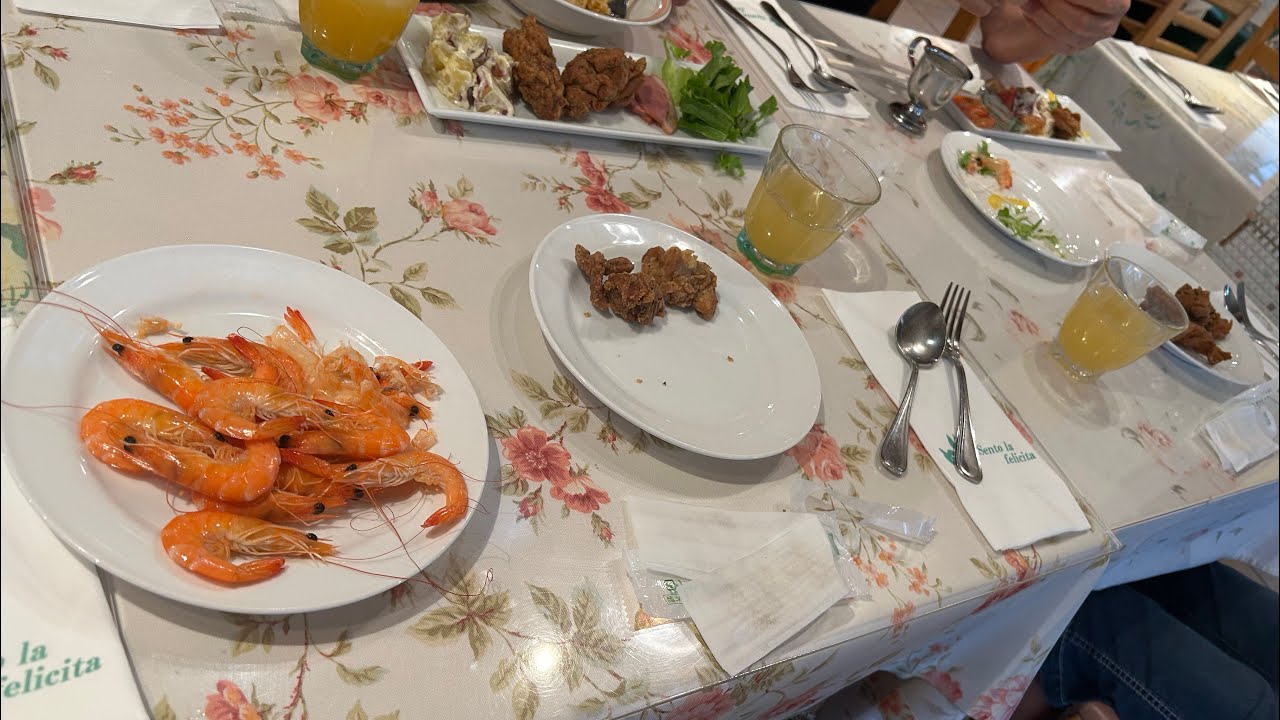 TARA SA CANNERY ROW BUFFET - YouTube