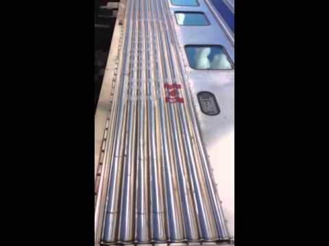 How to connect a locomotive and a passenger car together - YouTube