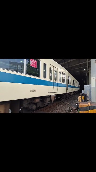 60000形MSE&8000形通過 - YouTube