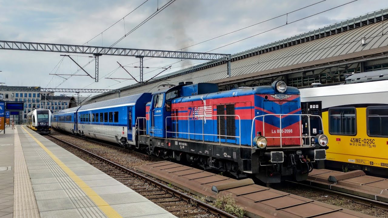Transport wagonów CD InterJet | Ls800-2098 [Wrocław Główny] - YouTube
