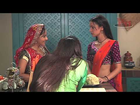 From the Sets of Rangrasiya. Paaro gets compliment