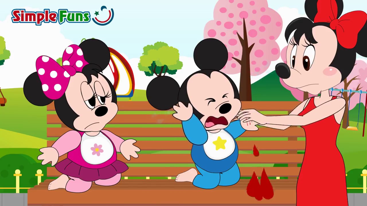 Mickey Mouse Family Gets Stuck in Elevator at the Cinema Minnie Mouse ...