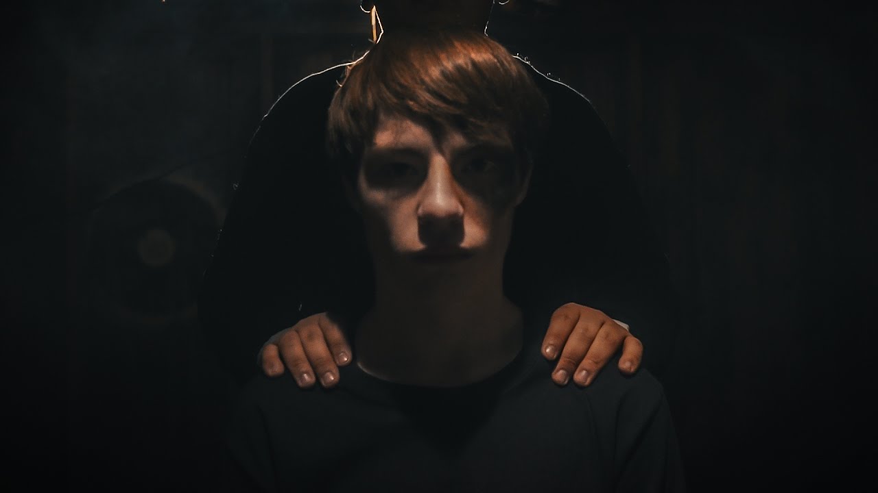 DEAD CROWN - BLACK SHEEP (OFFICIAL MUSIC VIDEO) - YouTube