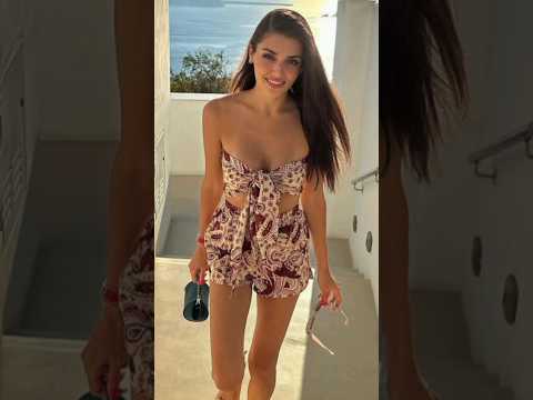 # hande ercel hot dress