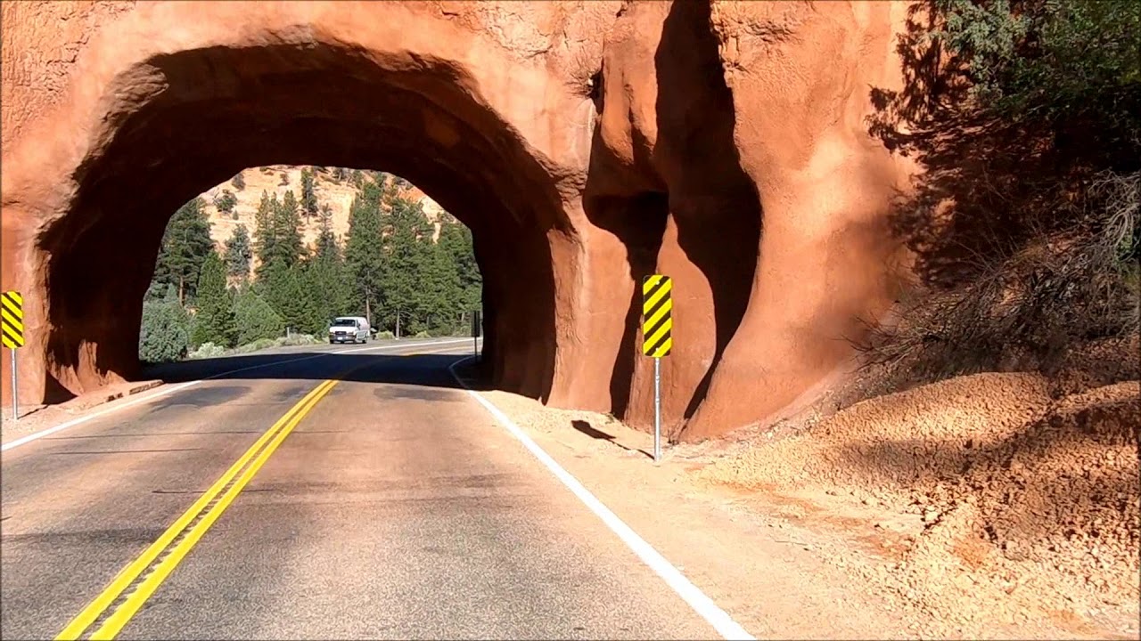 The Red Canyon road Arches, Utah (on the way to Bryce Canyon), United ...