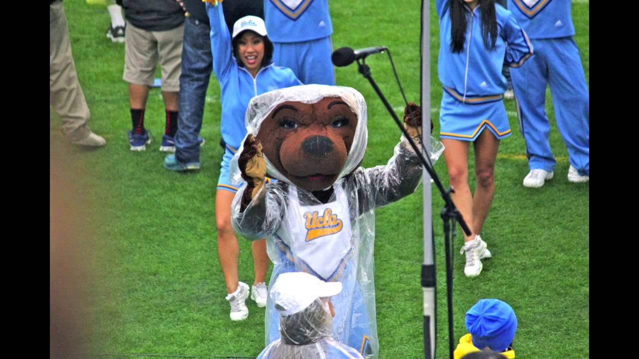UCLA Cheer '12 - Beat 'SC - YouTube