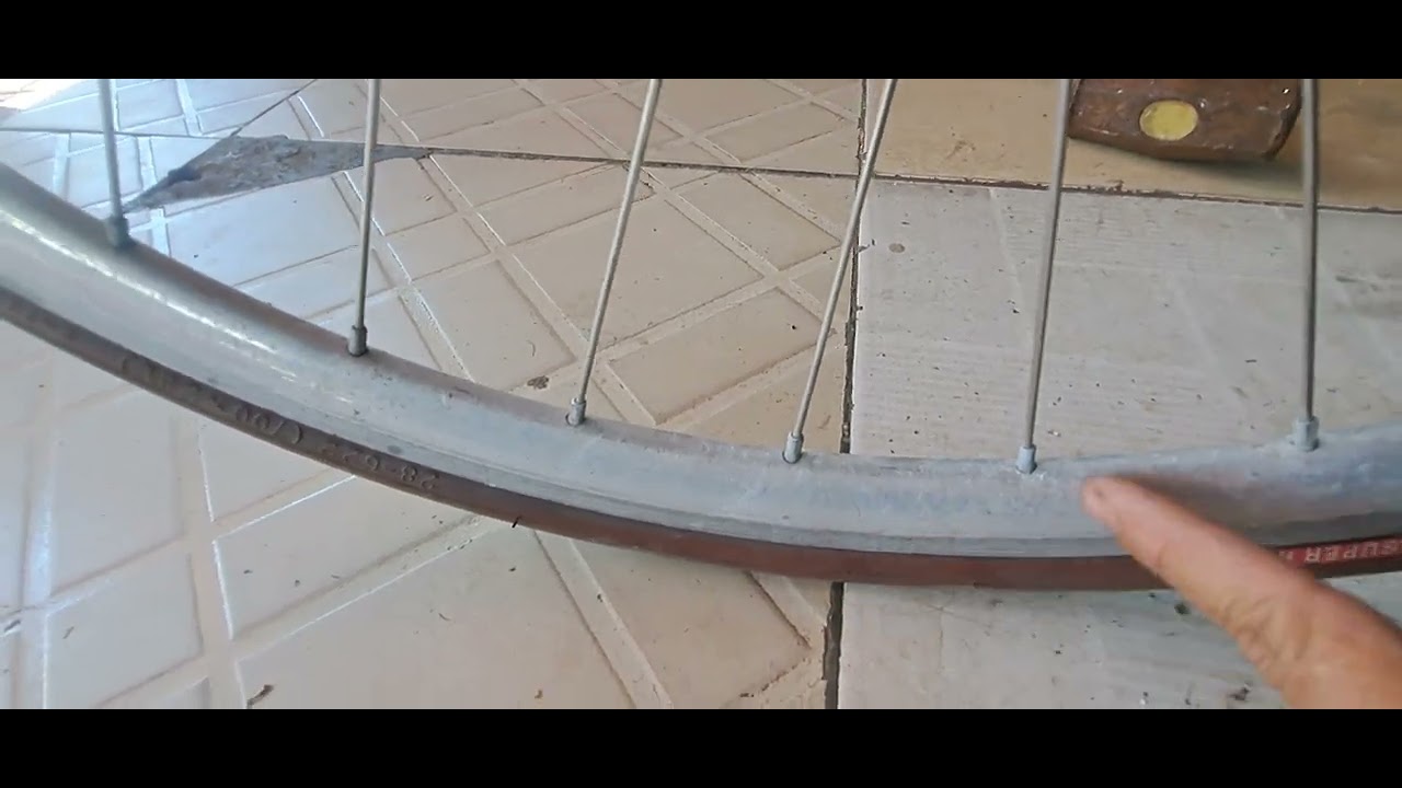 gl e xe đi banh 700c lh 0939361536 - YouTube