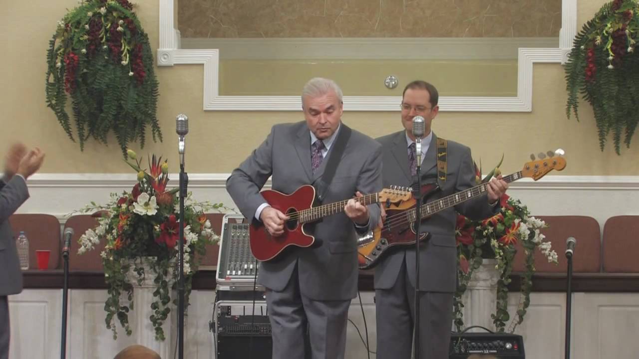 The Dixie Echoes, Randy Shelnut, Sr. & Randy Shelnut, Jr. - YouTube