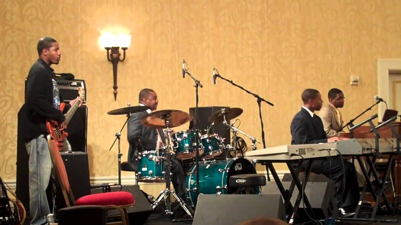 Meaghan Williams & Band @ the 103rd Holy Convocation In St.Louis "Say ...