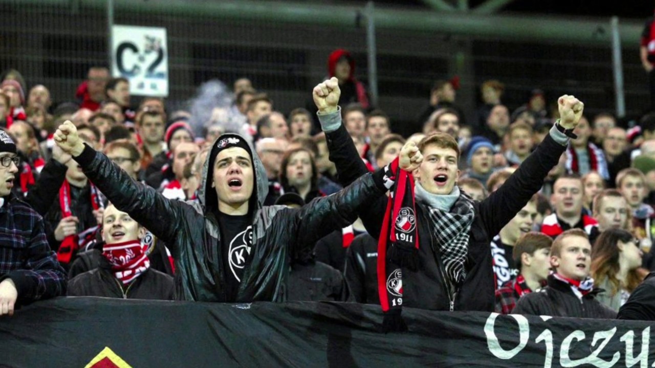 #51 Polonia Warszawa Hooligans & Ultras - YouTube