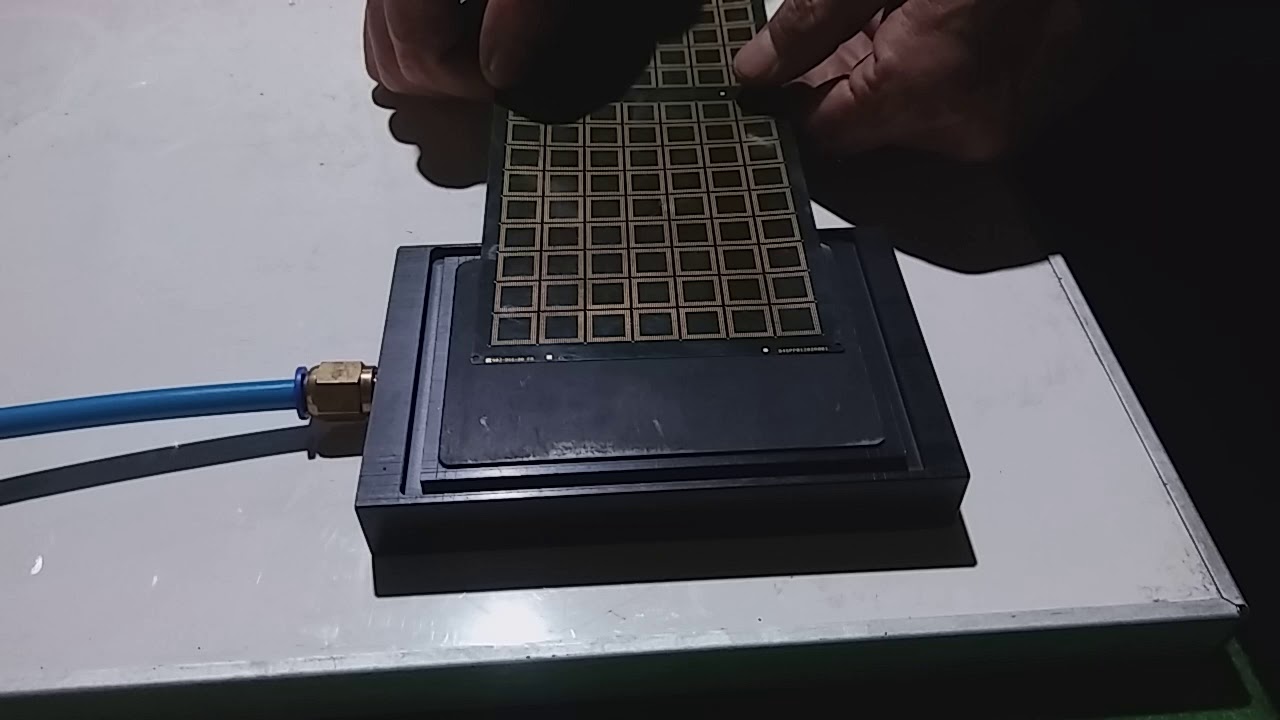 vacuum clamping for warped pcb - 와피지가 생긴 뒤틀림이 심한 PCB진공흡착 - YouTube