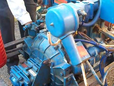 Lister-Peter LPW3 inboard diesel engine test run - YouTube