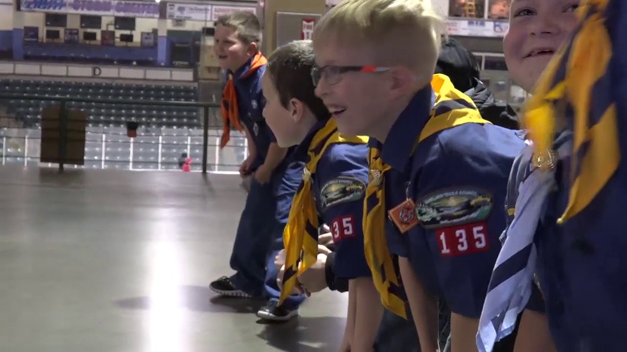 Tri-City Storm Boy Scout Day Skits: The Invisible Bench - YouTube