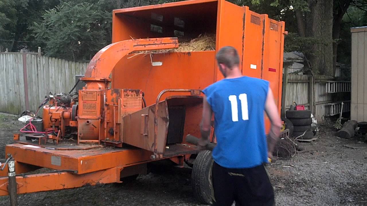 1993 Brush Bandit TP 60 Chipper Chipbox Combo for sale on ebay - YouTube