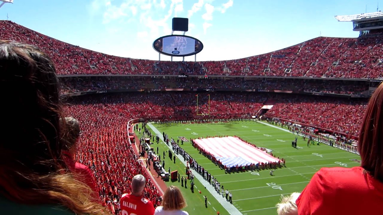 B2 Stealth Bomber flyover; Arrowhead Stadium, Kansas City - YouTube