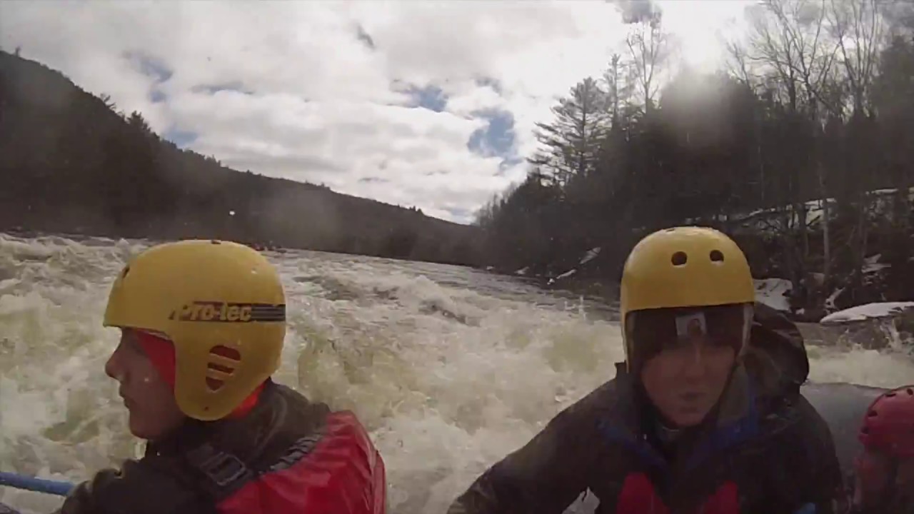 Greyhound Bus Surfing - Hudson River, NY - YouTube