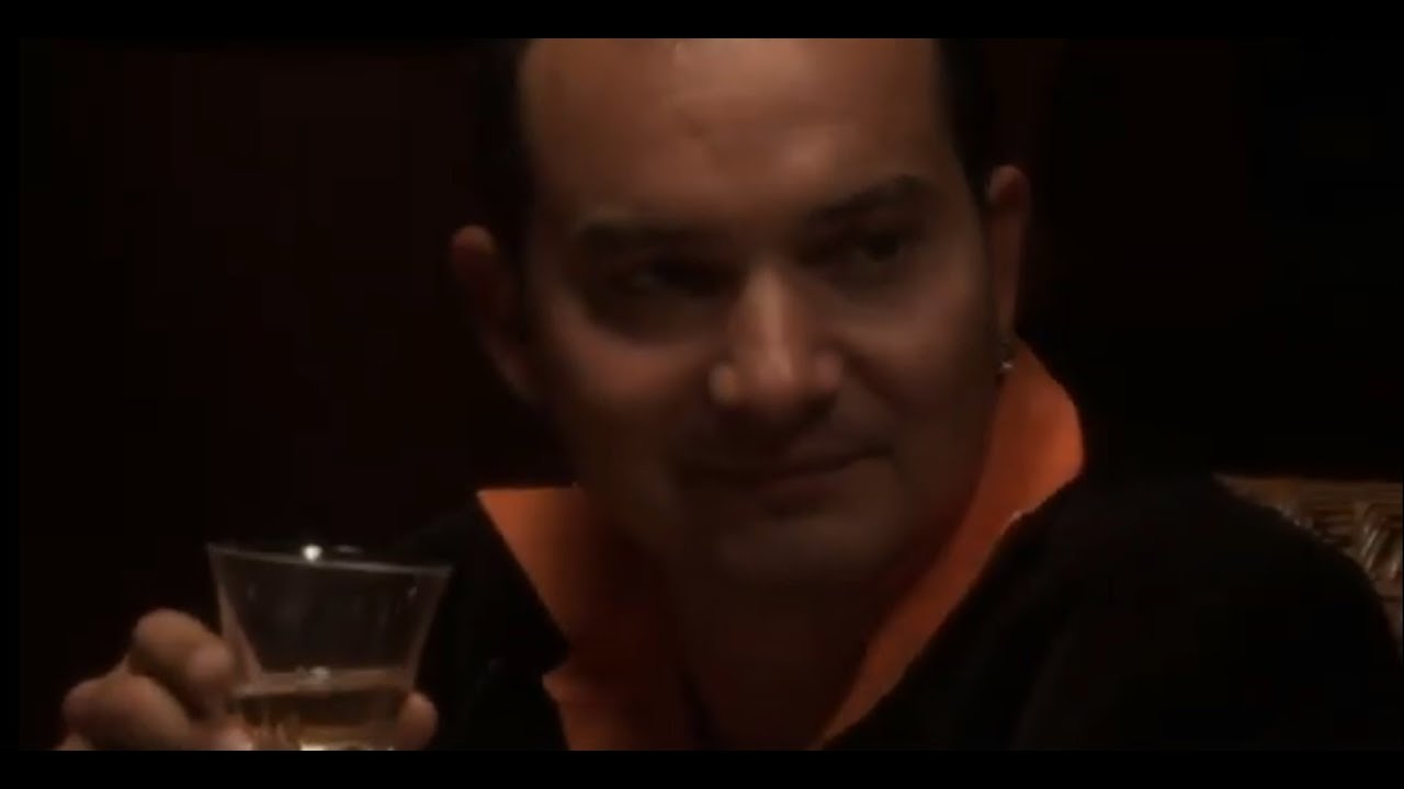 Alex CHILL FREE FOR A DAY Vidéo Clip - YouTube