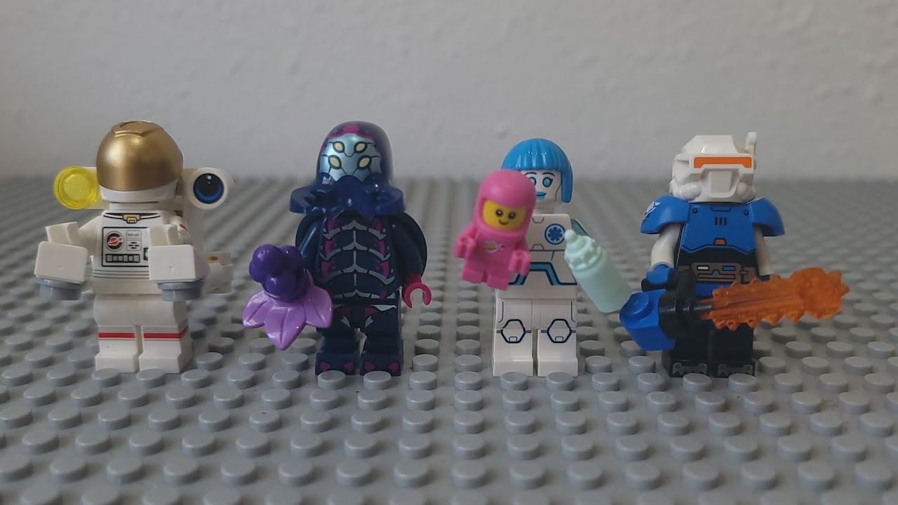 Lego Space Minifigure Build - YouTube