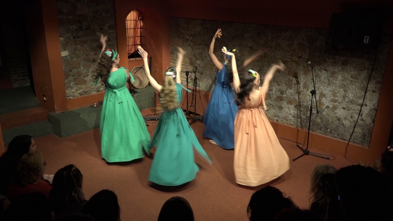 Ninfe Nereidi per le Arti della Sibilla - danza antica romana con i ...