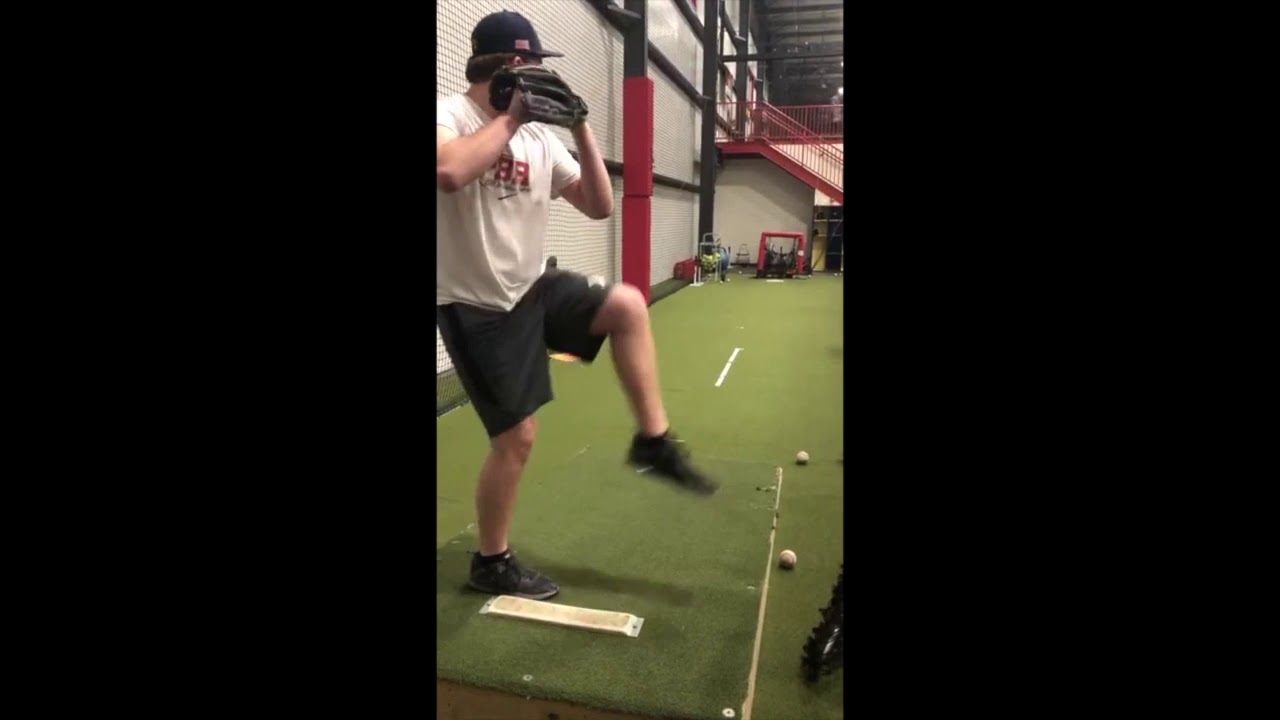 Dylan Hunt Pitching - YouTube