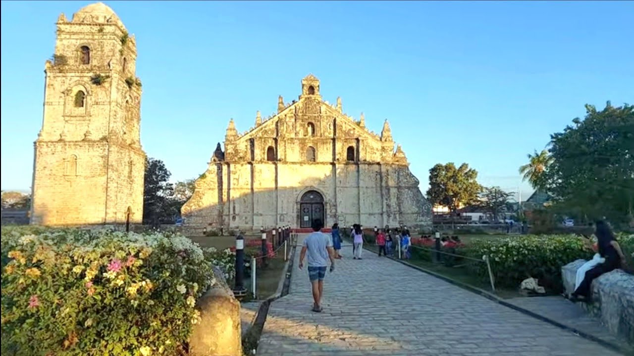 Paoay, Ilocos Norte. Old century San Agustin Church. Must see and visit ...