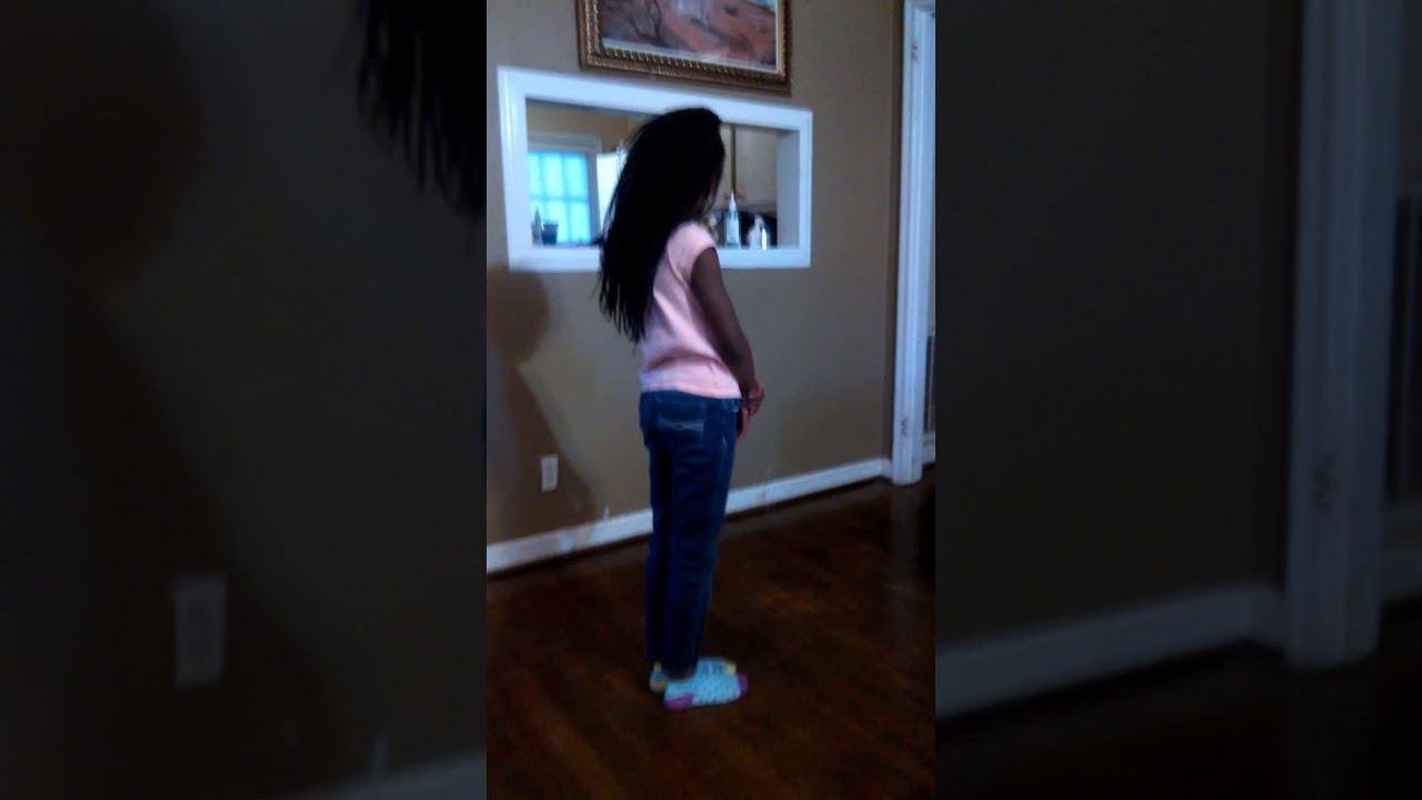 Jakiyah dancing to Move to the beat - YouTube