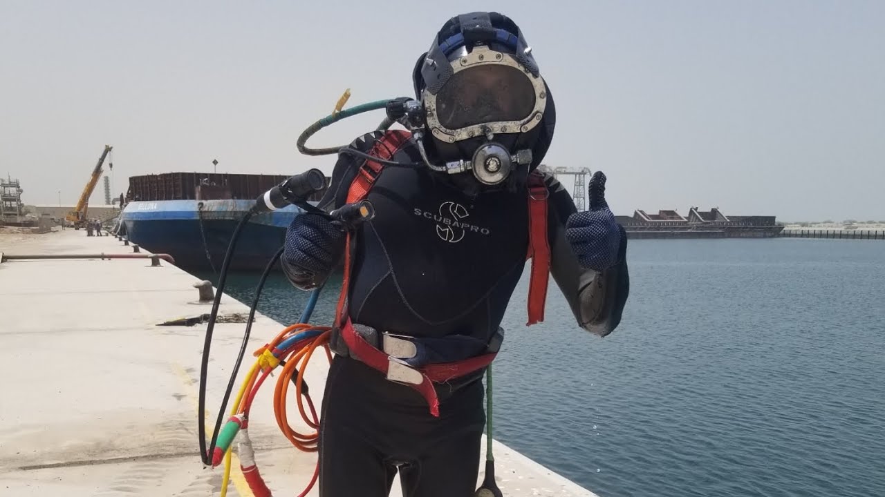 check how diver is ready 4 Dive wid surface supply & how communicate ...