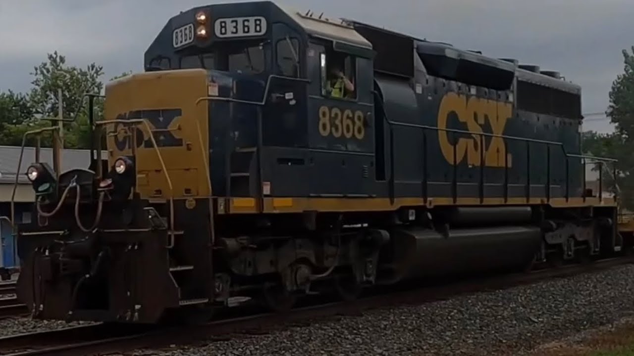 EMD Locomotives in the 2020’s - YouTube