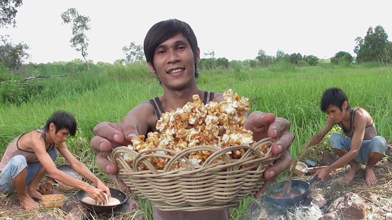How To Make Pop Corn Using Sand and Eating Delicious - YouTube