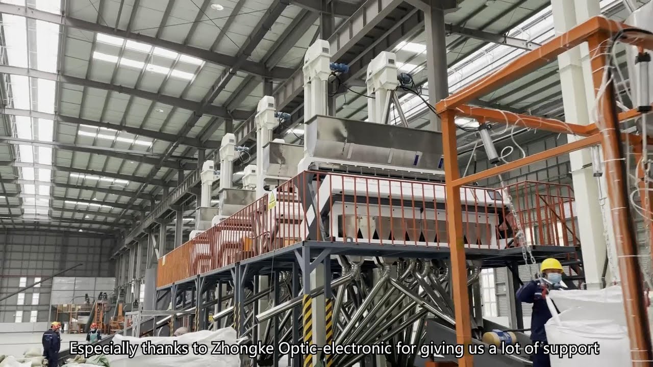 Bottle sorting & Plastic Aging flakes sorting - YouTube