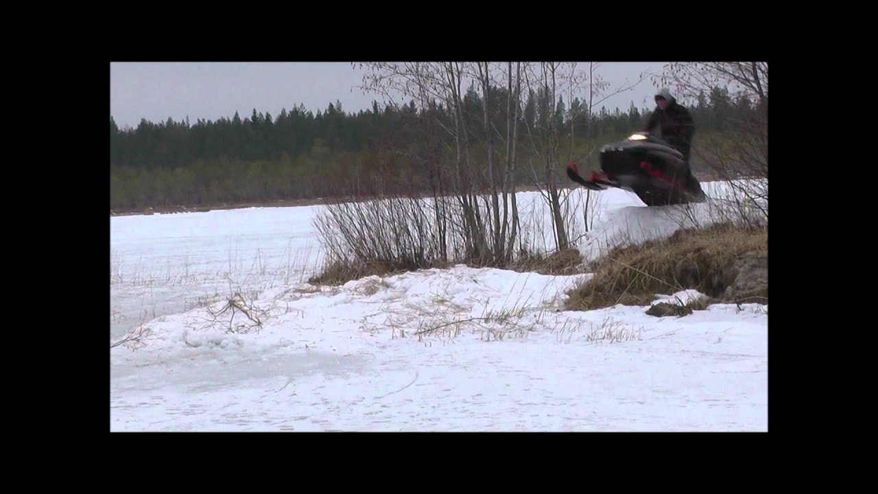 Lynx EPIC jump! - YouTube