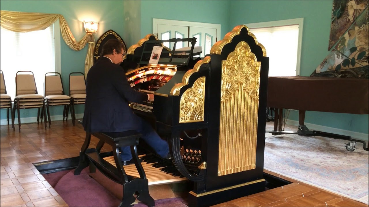 Dave Wickerham - 3/20 Wurlitzer at Blackwood - YouTube