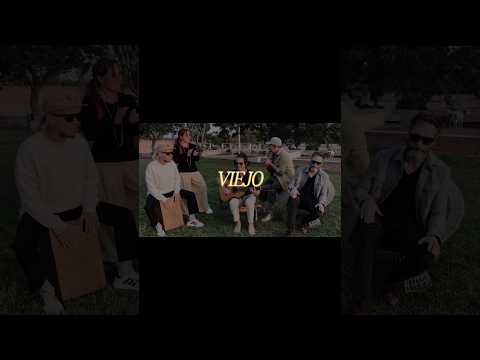 Un video viejo cantando \