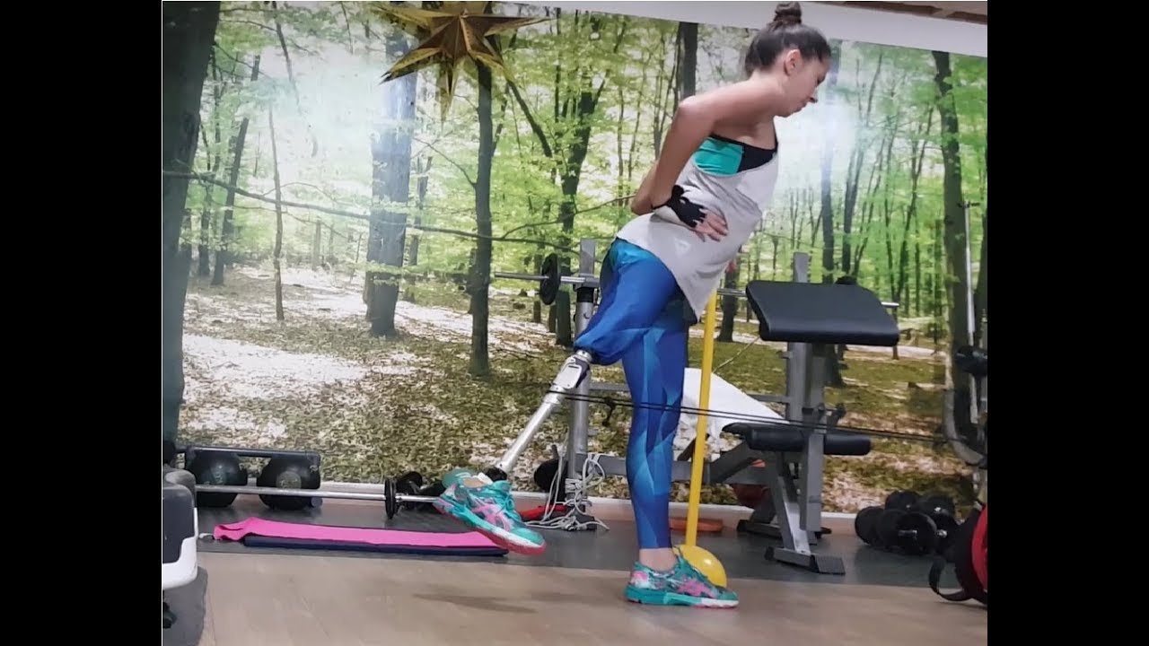 Amputee leg training with prosthesis/entrenamiento con protesis - YouTube