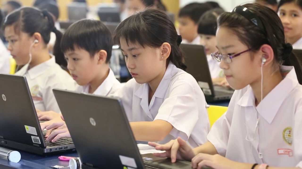 "My School" - Qihua Primary School - YouTube