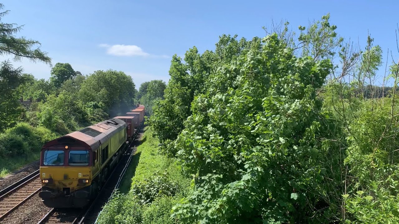Class 66 | 66129 | DB Cargo UK - YouTube