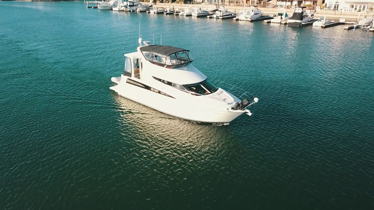 Carver 47 Motor Yachts for sale in California 2006 - YouTube
