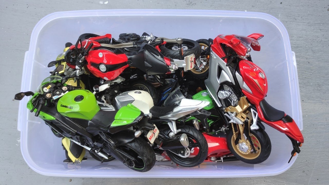 Big Size Scale Model Bikes on the Box | Kawasaki Ninja, KTM Duke ...