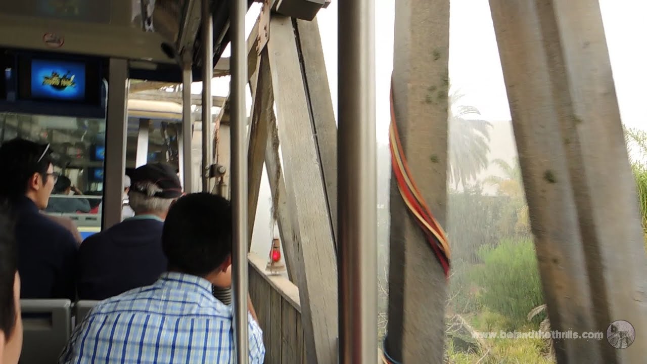 The Collapsing Bridge Returns to the Studio Tour at Universal Studios ...
