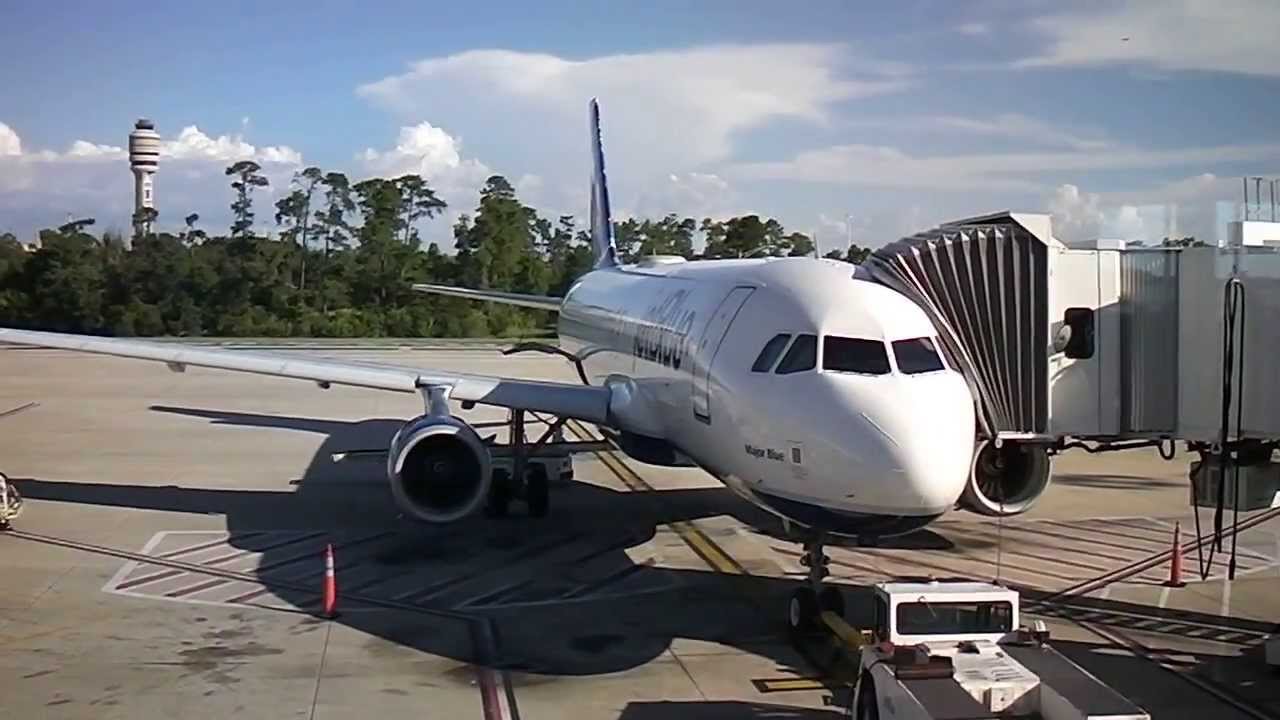 JetBlue Airways A320 Airbus at Orlando International Airport Florida by ...
