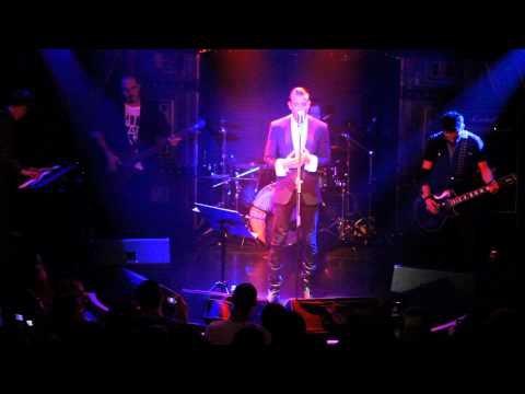 Cem Adrian - Beni Hatırla @ Jolly Joker İstanbul
