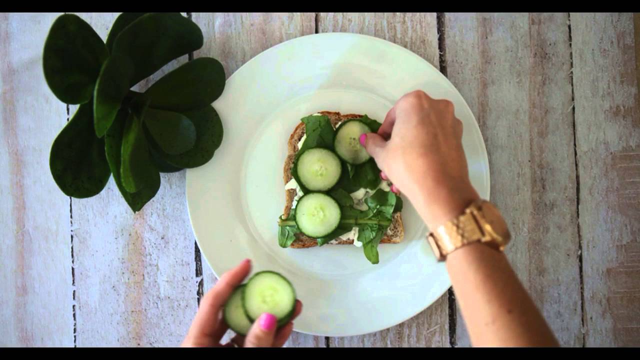Albany Ultima Cottage Cheese Cucumber and Salmon feast - YouTube