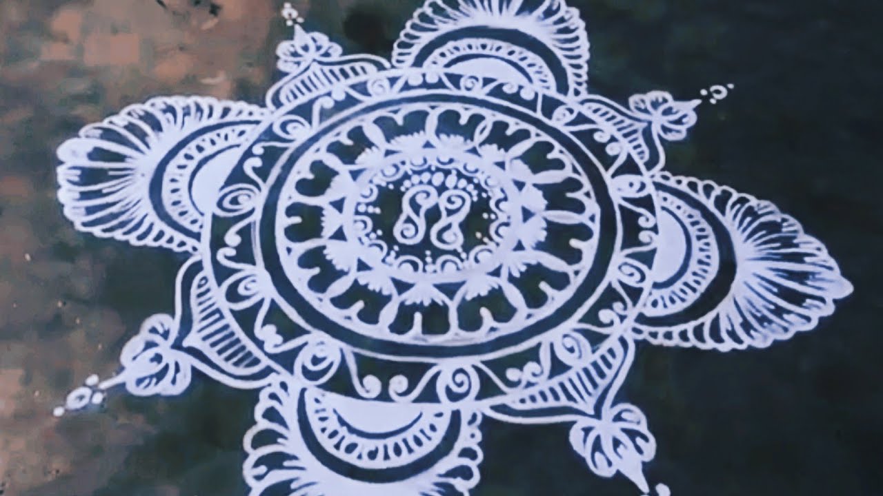 Beautiful round jhoti for Laxmi puja.... Easy Alpana jhoti - YouTube