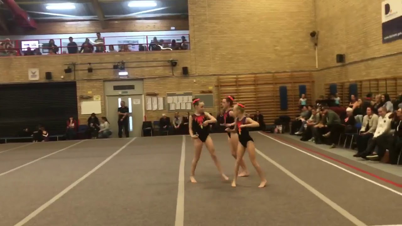 Deerness Trio Acro competition - YouTube