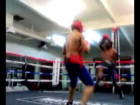 David vs Kyron (MAYWEATHER BOXING TEAM) - YouTube