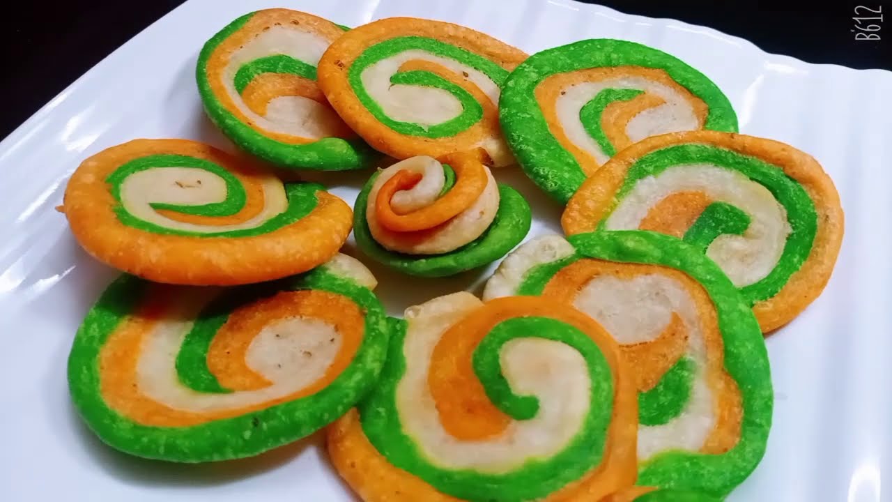 Mathri | Masala Mathri | Holi Special Snacks | Indian Festival Snacks ...