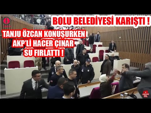 Bolu Belediyesi karıştı ! Tanju Özcan'a AKP'li Hacer Çınar su şişesi fırlattı !